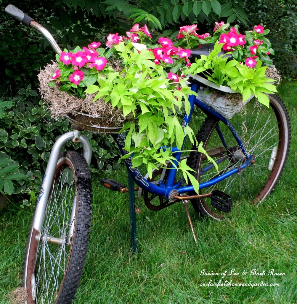 40+ Creative DIY Garden Containers and Planters from Recycled Materials 9 40+ Creative DIY Garden Containers and Planters from Recycled Materials 9